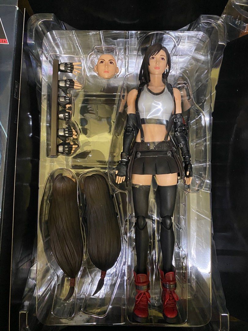 PAK Play Arts Kai Final Fantasy 7 Remake Tifa, Hobbies & Toys, Toys & Games on Carousell