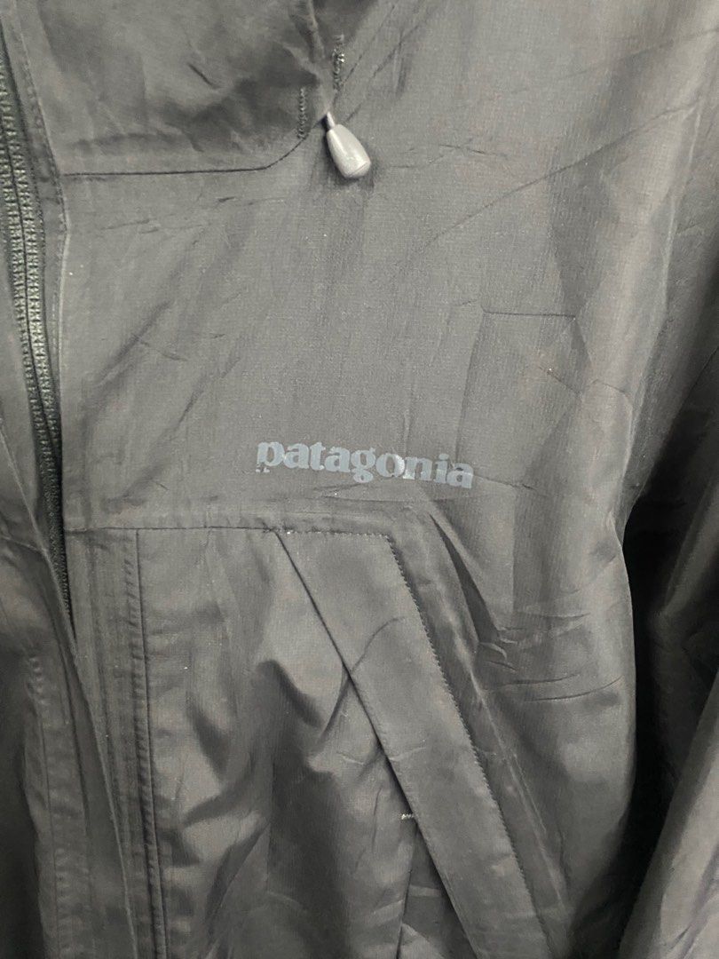 Patagonia Winbreaker Jacket, Men's Fashion, Activewear on Carousell