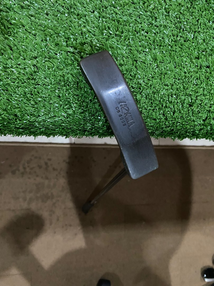 Putter yamaha, Sports Equipment, Sports & Games, Golf on Carousell
