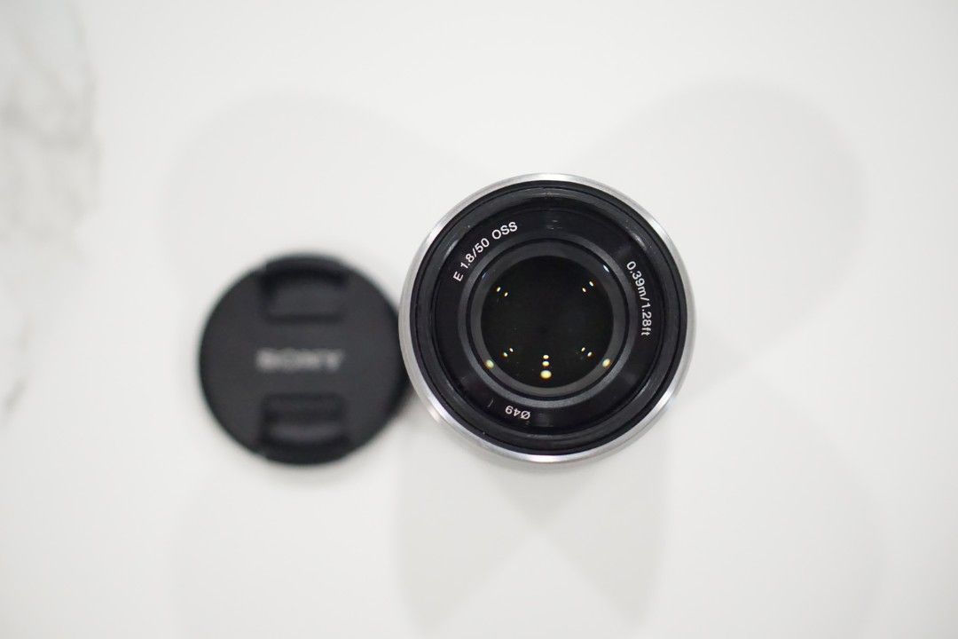 Sony 50mm F1.8 Prime Lens w Optical Steady Shot (OSS) (SEL50F18 ...