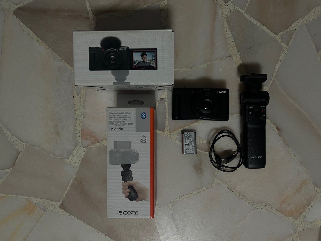 Sony ZV-1F with Wireless Remote, Photography, Cameras on Carousell
