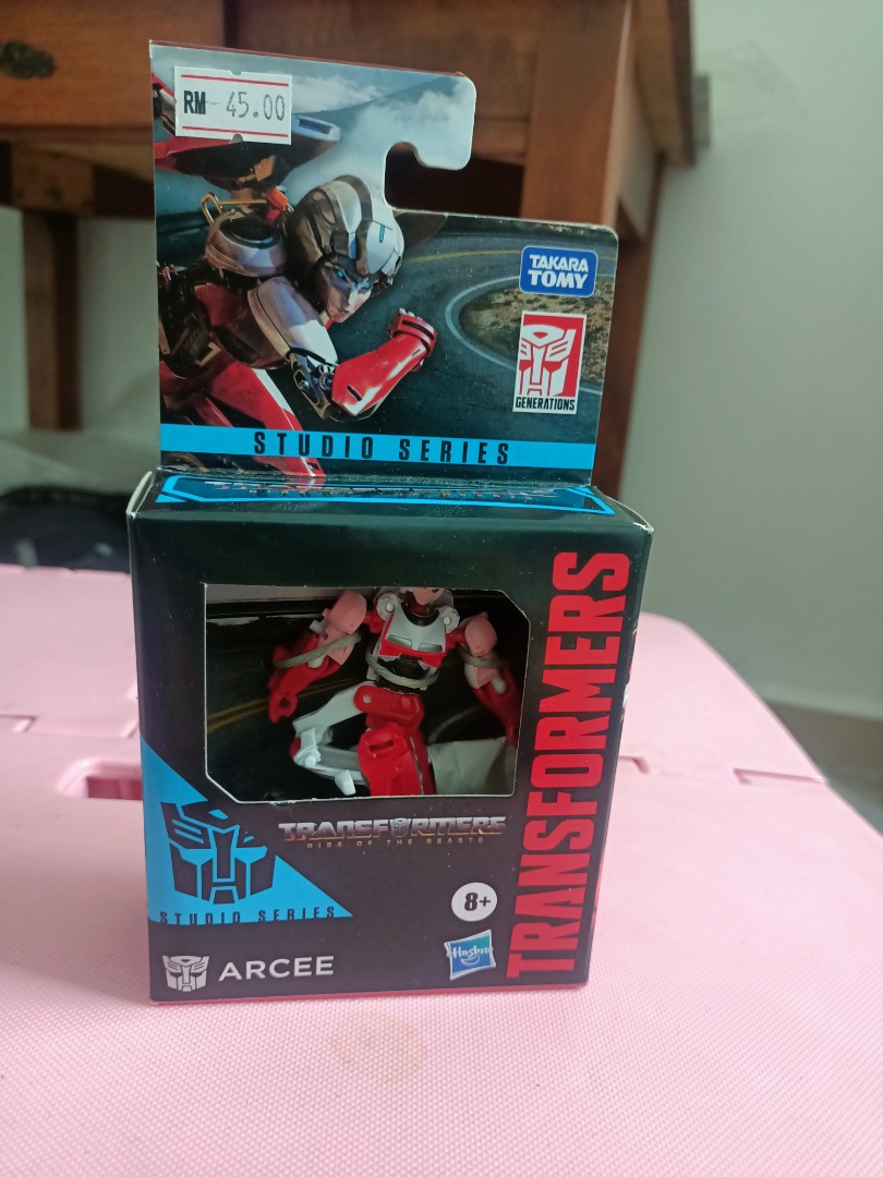Transformers Studio Series Arcee, Hobbies & Toys, Toys & Games on Carousell