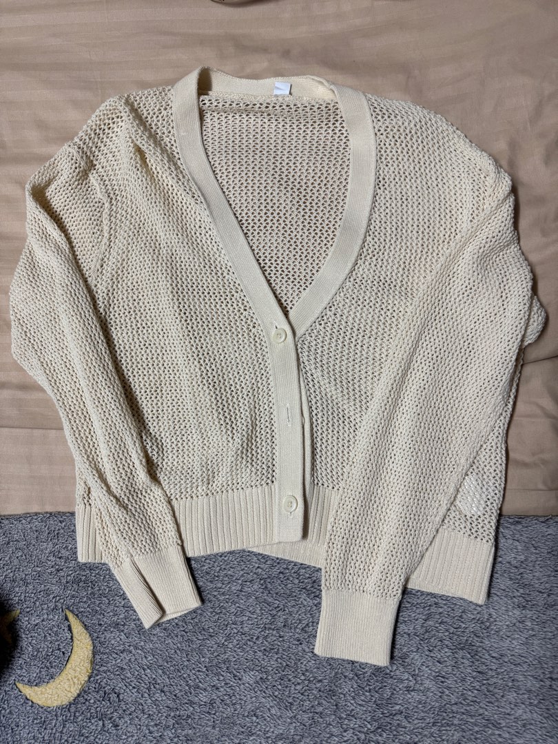 Uniqlo Netted Cardigan, Women's Fashion, Coats, Jackets and Outerwear ...