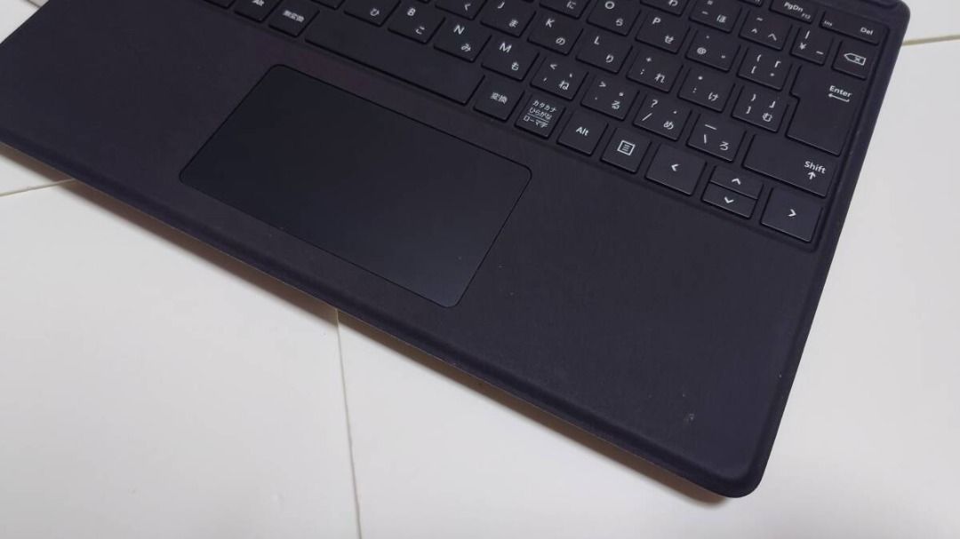 Used, fully functional Microsoft Surface Pro Signature keyboard ...