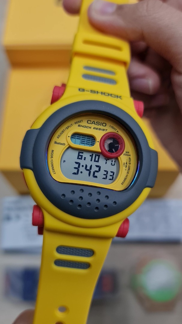 Used Jason Minion Rainbow Tip Top, Men's Fashion, Watches & Accessories ...