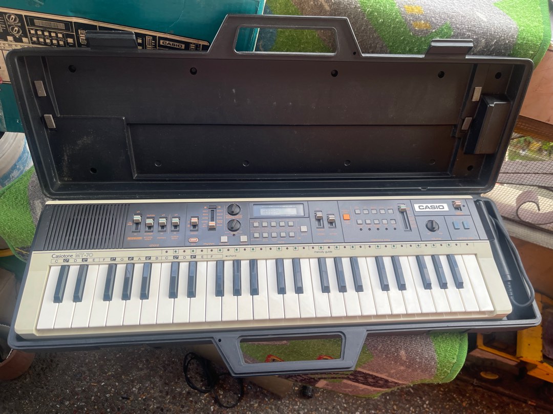 Vintage Keyboard Casio MT-70 Casiotone Synthesizer with orig box and ...