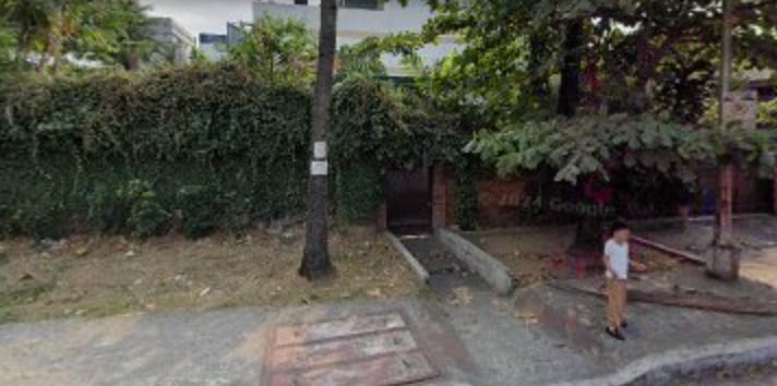 FOR LEASE Commercial Lot with Existing Structure Location: #36 Scout ...