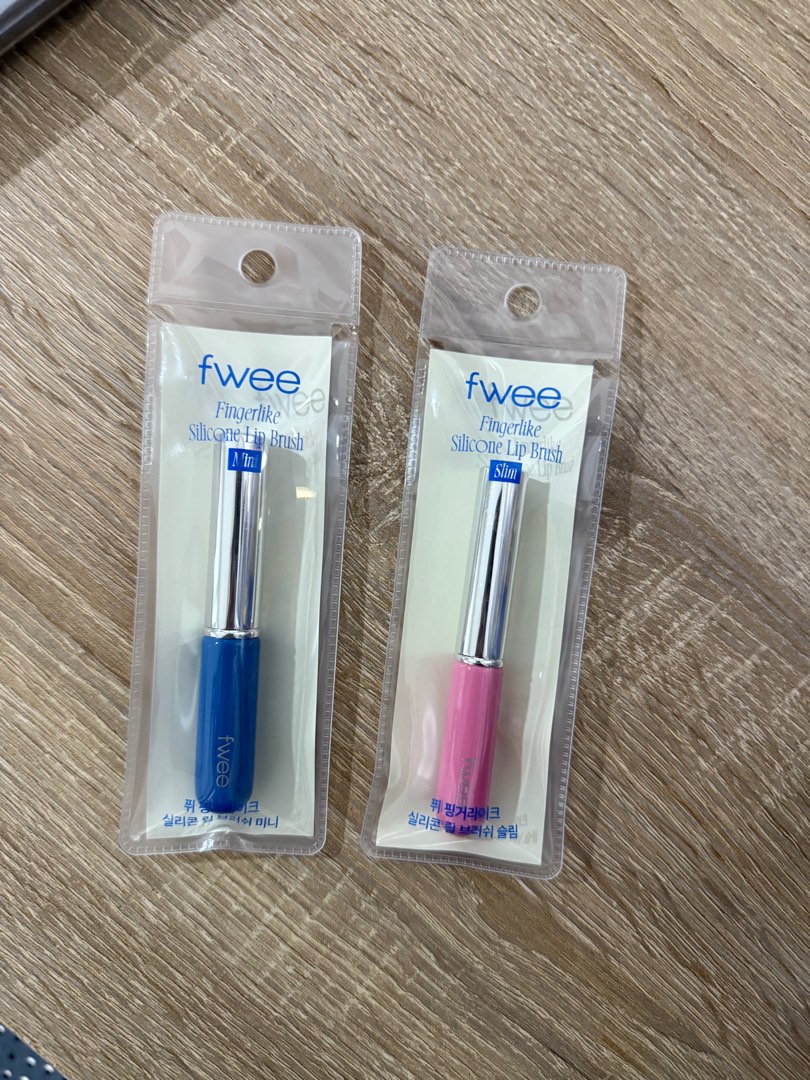 fwee Fingerlike Silicone Lip Brush (Mini & Slim Mini), Beauty ...