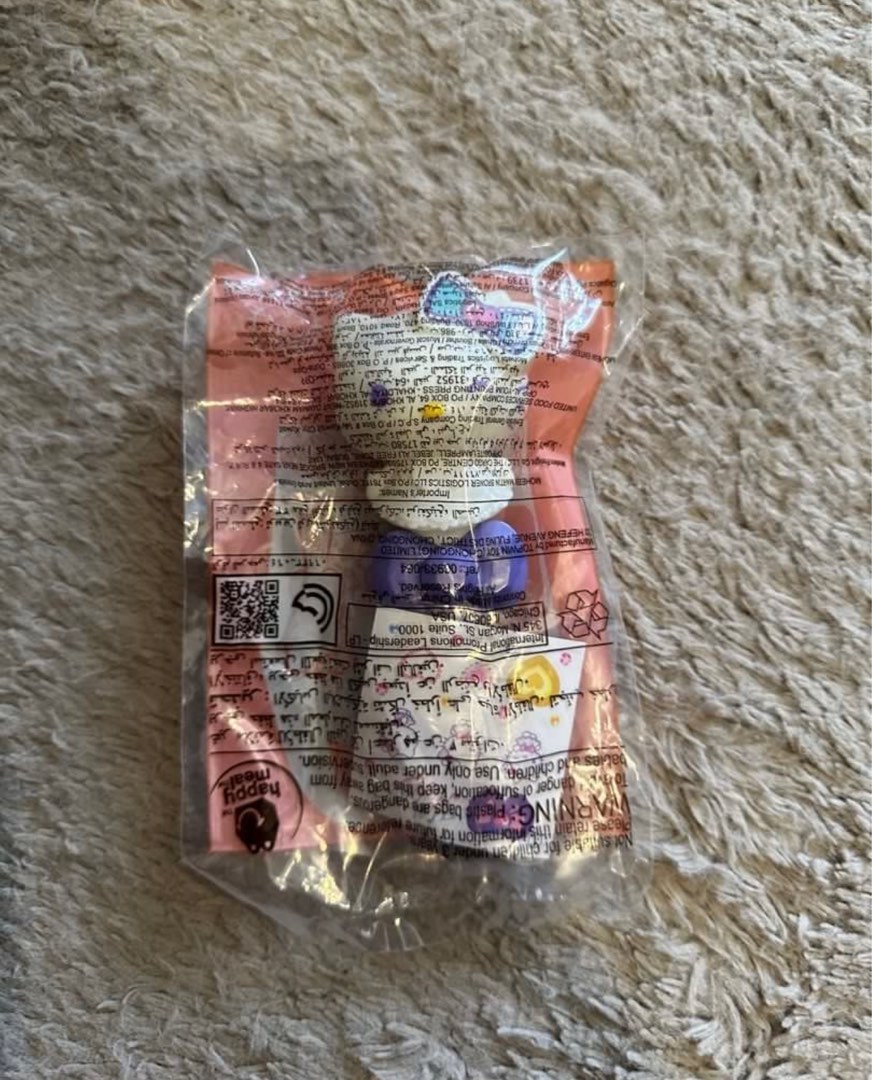 Hello Kitty Glow Stick, Beauty & Personal Care, Hair on Carousell