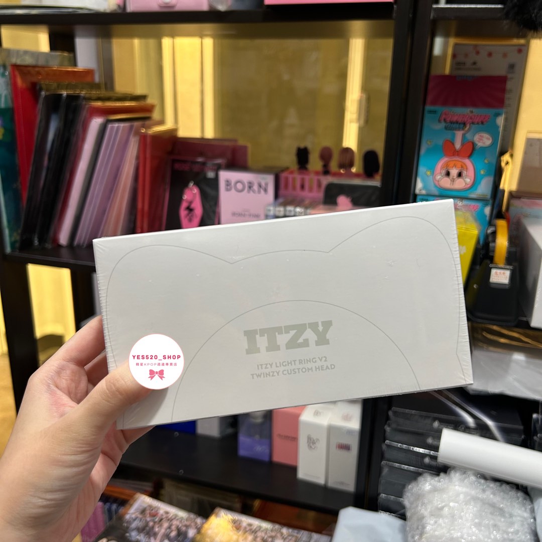 ITZY Light Ring Ver.2 Twinzy Custom Head, 興趣及遊戲, 收藏品及紀念品, 韓流 - Carousell