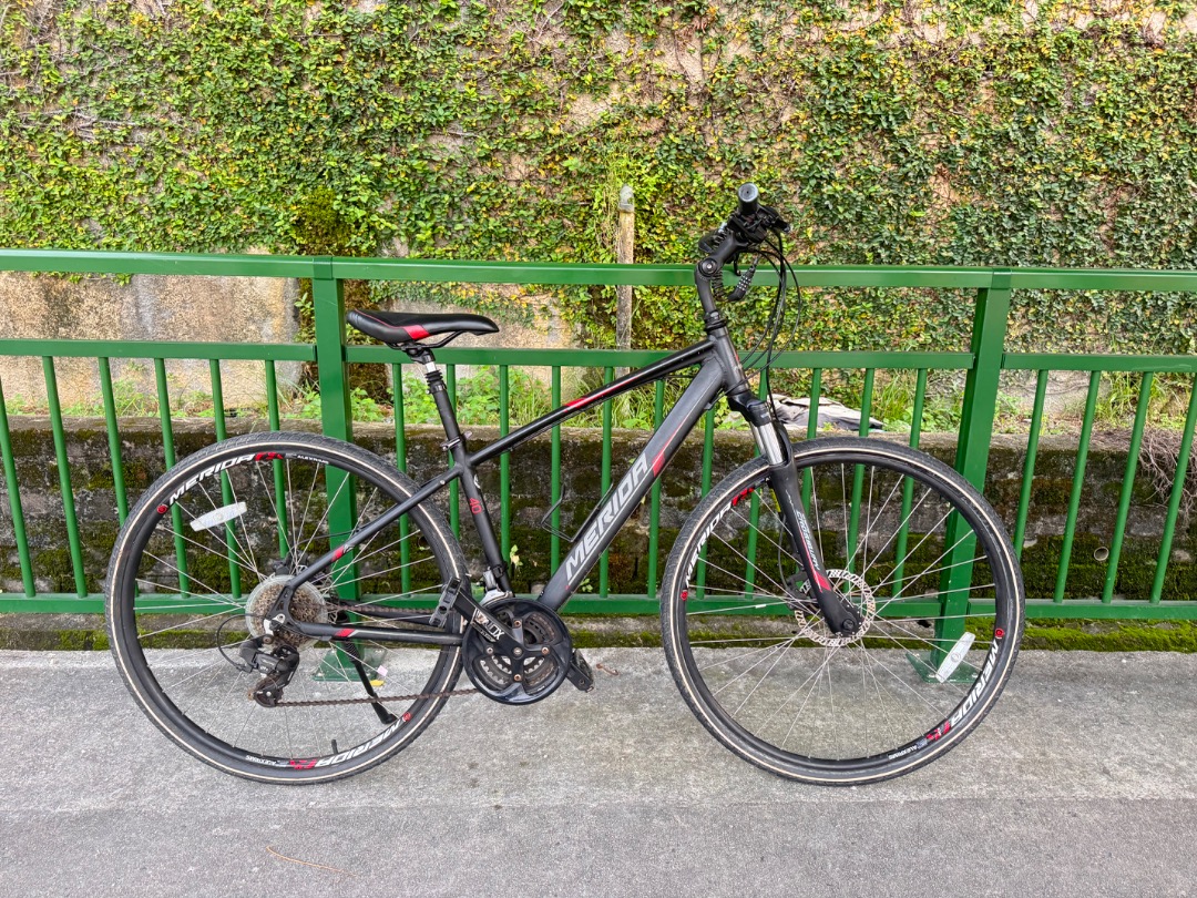 Merida crossway 400 Hybrid Mountain Bike (XS), Sports Equipment ...