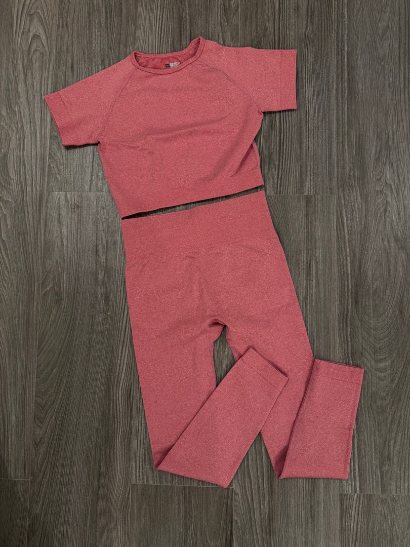 Pink Gym Set, Women's Fashion, Activewear on Carousell