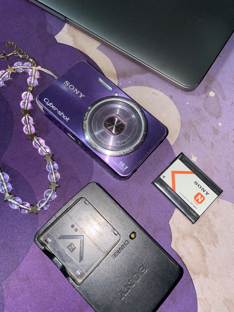 sony cybershot dsc w-570, Photography, Cameras on Carousell