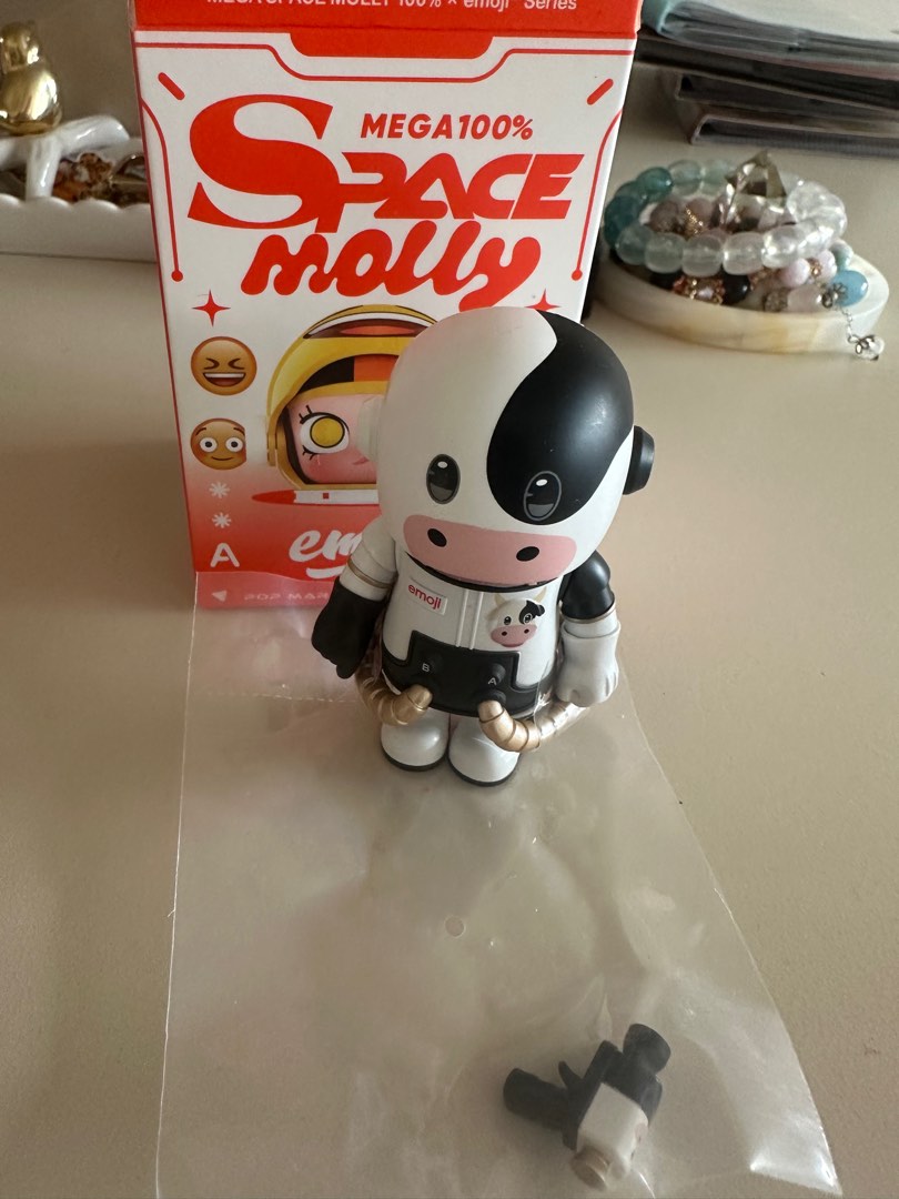 SPACE MOLLY EMOJI, Hobbies & Toys, Toys & Games on Carousell
