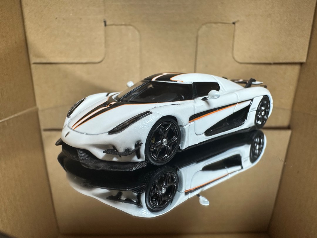 TPC Koenigsegg Regera 1/64 diecast tags Hotwheels Tomica minigt tarmac ...