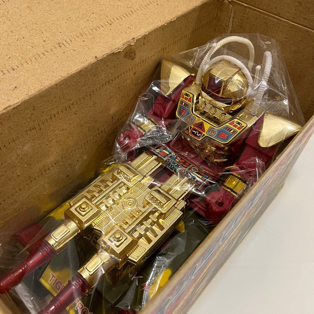 Vintage Toy Motorised Robot, Hobbies & Toys, Toys & Games on Carousell