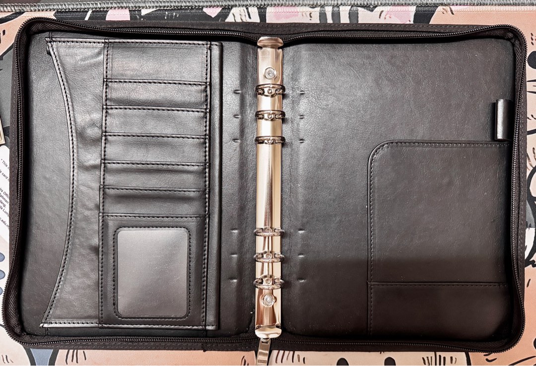 A5 loose leaf book cover, Everything Else, Others on Carousell