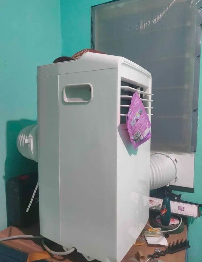 AC PORTABLE MIDEA 0.5PK, Elektronik, Lainnya di Carousell