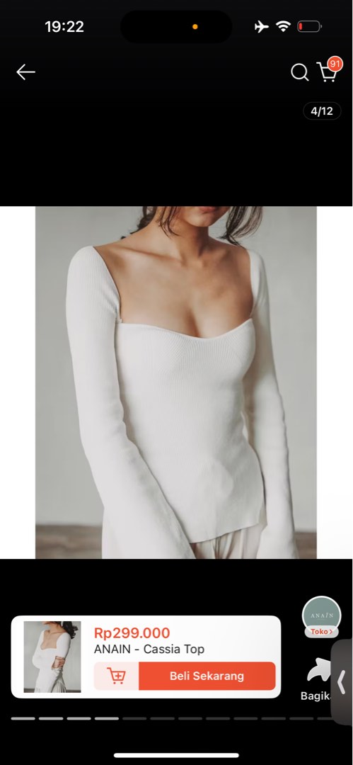 Anain Cassia Top, Fesyen Wanita, Pakaian Wanita, Atasan di Carousell