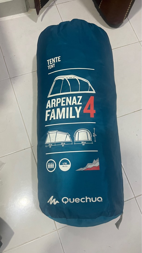 arpenaz tent 4.0, Sports Equipment, Hiking & Camping on Carousell