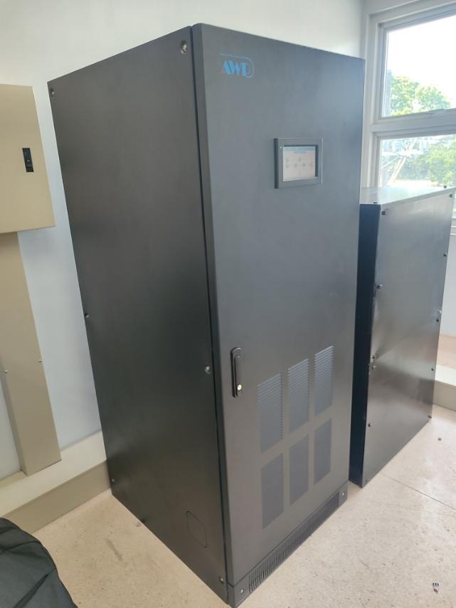 AWP ARM 60KVA 54KW ONLINE UPS 3P, Computers & Tech, Office & Business ...
