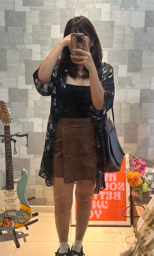 Berrybenka outer, Fesyen Wanita, Pakaian Wanita, Baju Luaran di Carousell