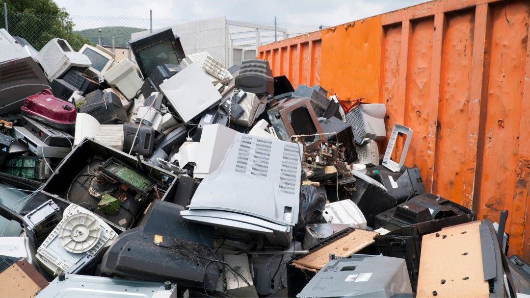disposal /donation of e-waste, Everything Else on Carousell