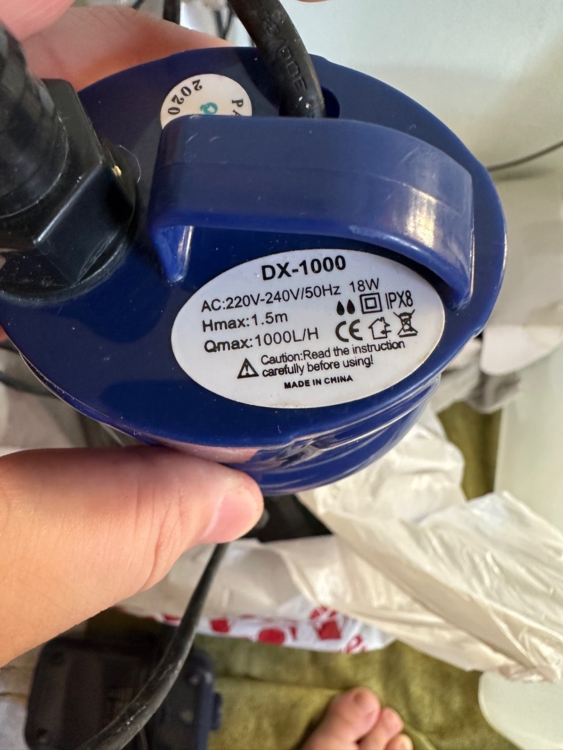 Fish tank bottom pump (DX-1000), Pet Supplies, Homes & Other Pet ...