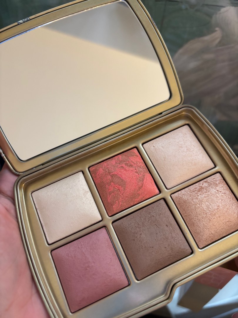 HOURGLASS DRAGON PALETTE - BARELY USED, Beauty & Personal Care, Face ...