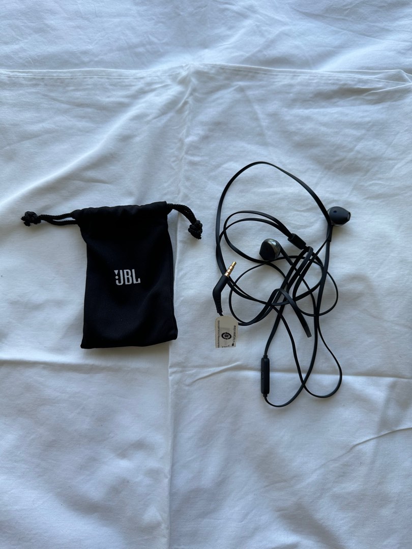 JBL wire earpiece, Audio, Headphones & Headsets on Carousell