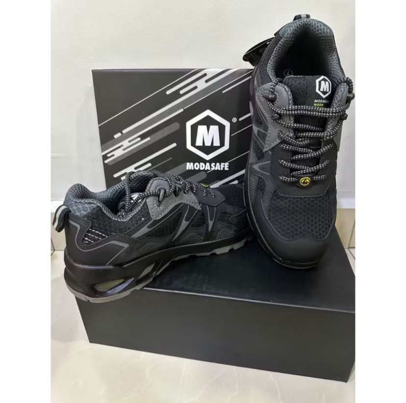 MODASAFE SAFETY SHOE, Women's Fashion, Footwear, Boots on Carousell