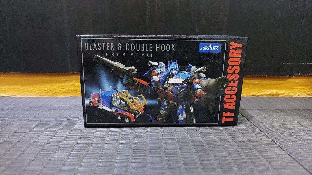 MPM-04/ LT-02 Optimus Prime Weapon Set (Energon Hook & Ion Blaster ...