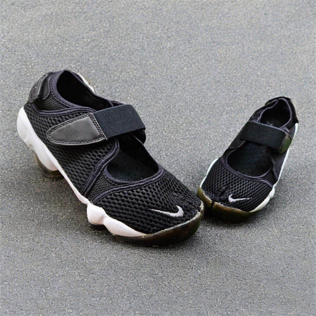 Nike Air Rift Authentic size 39, Fesyen Wanita, Sepatu di Carousell