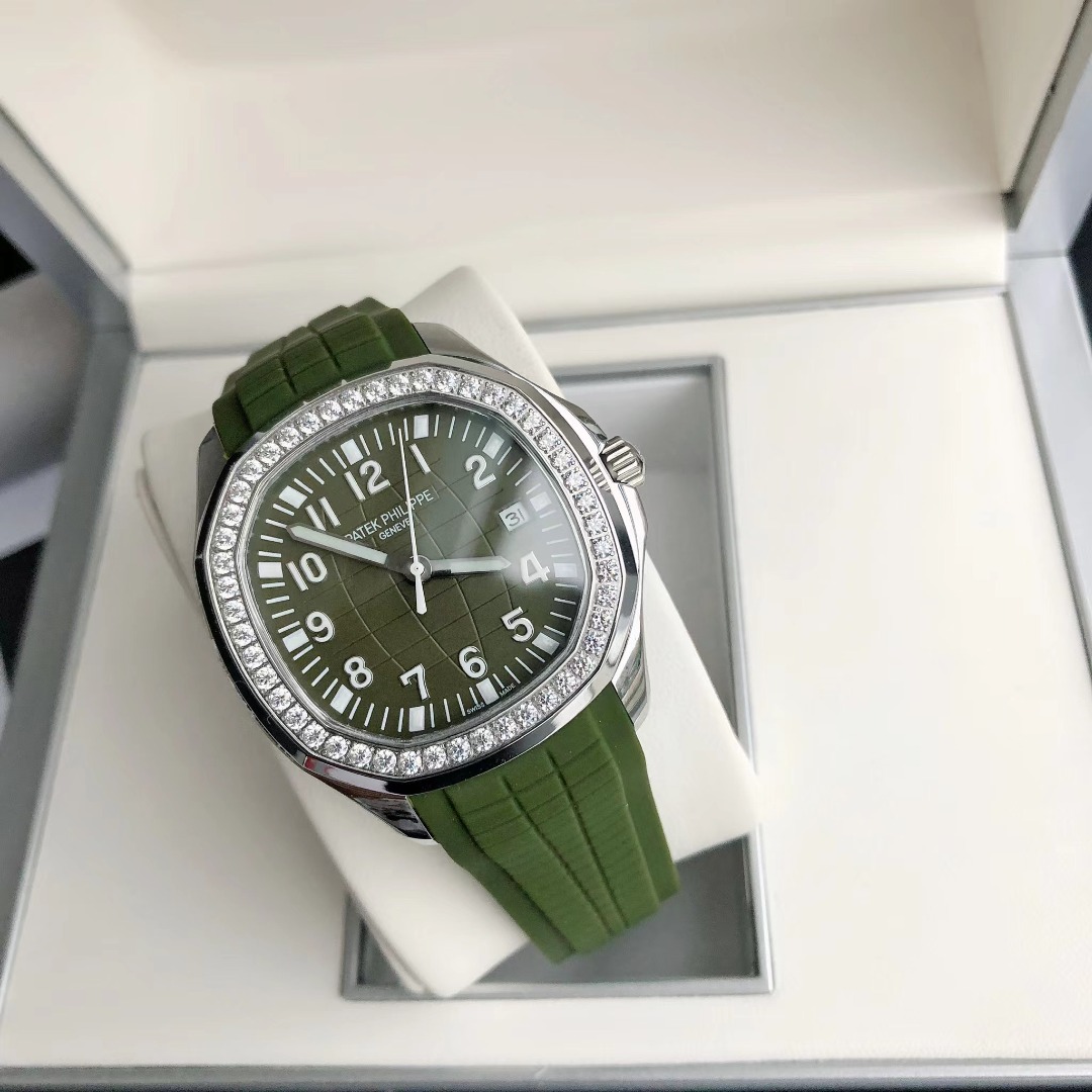 Patek Philippe Grenade AQUANAUT Series 5167A Watch, Men's Fashion, Watches & Accessories ...