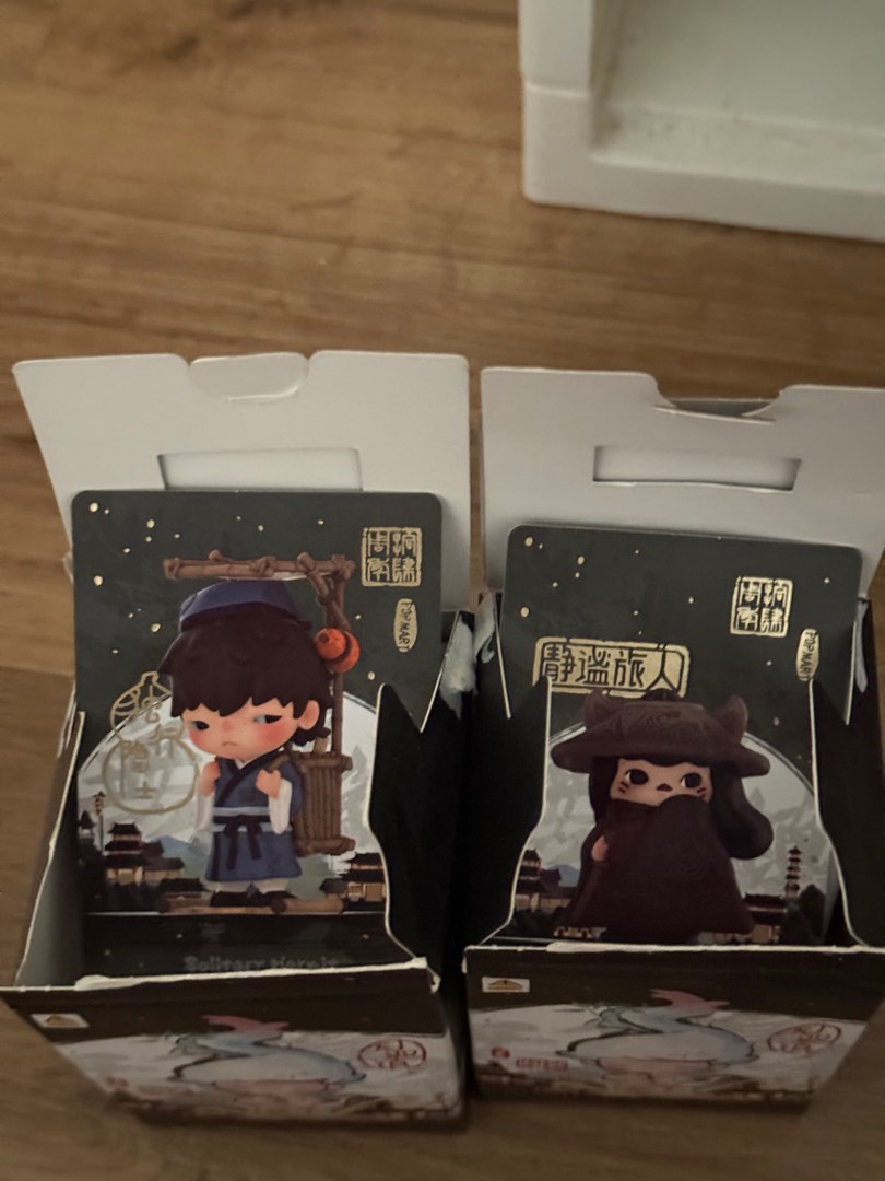 Popmart 14th Anniversary Set Hirono & Traveler, Hobbies & Toys, Toys ...