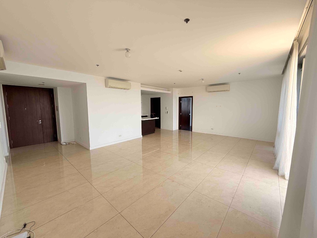 The Suites BGC Ayala Land Premier Highend 3Bedroom 2Parking Unfurnished ...