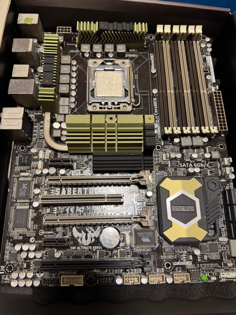 ASUS X58 Sabertooth i7 cpu Corsair 6GB, 電腦＆科技, 手提電腦 - Carousell
