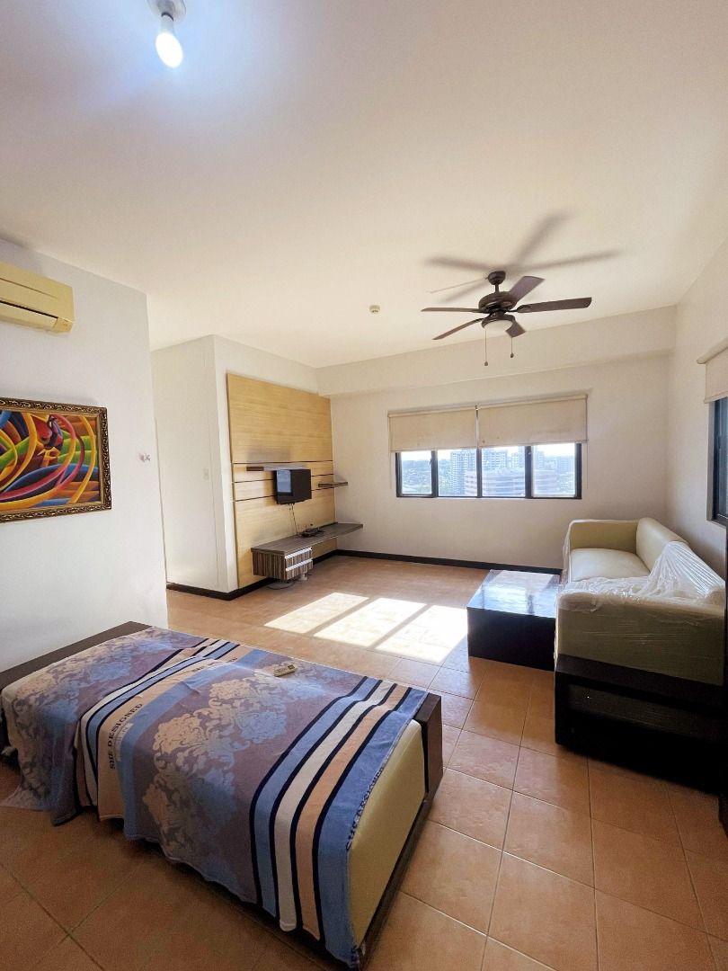 Bare Tandem Condo Unit for Sale 20th Floor Ivory Tower, Rosewood Pointe ...