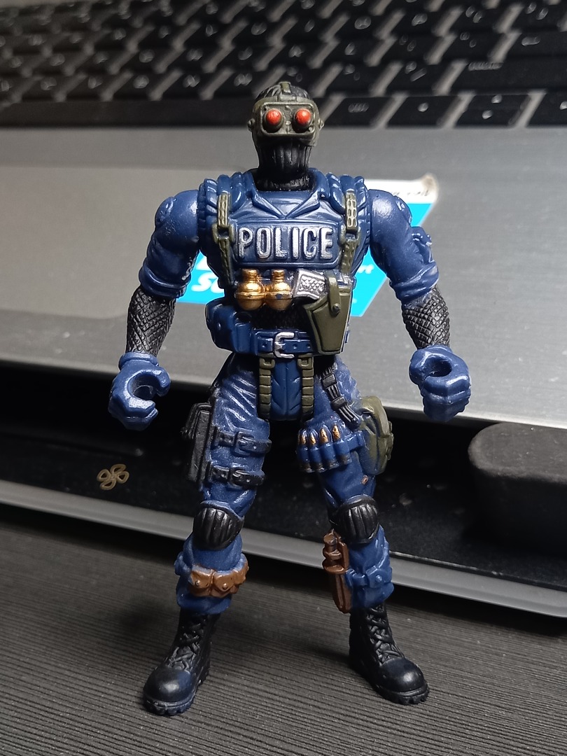 Chap Mei Police SWAT Action Figures, Hobbies & Toys, Toys & Games on ...