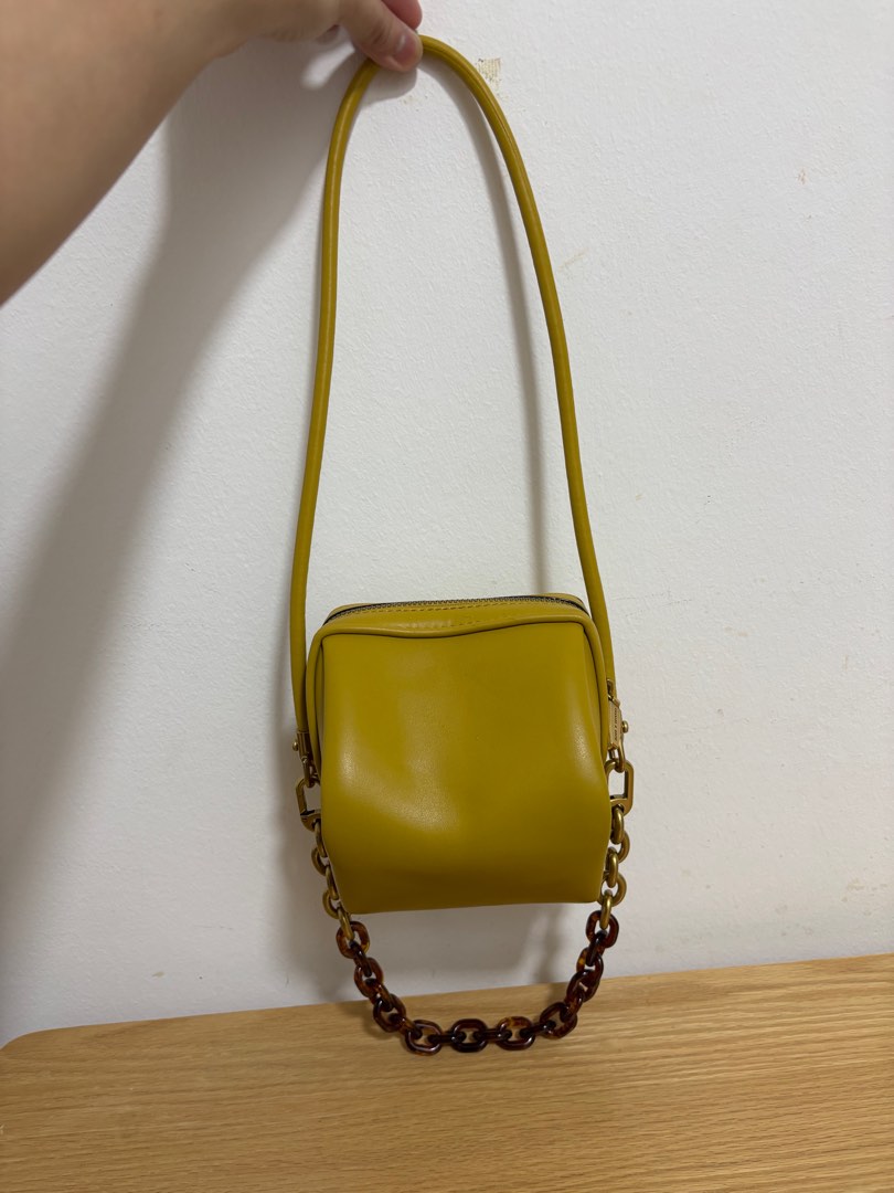 C&K shoulder bag, Women's Fashion, Bags & Wallets, Purses & Pouches on ...