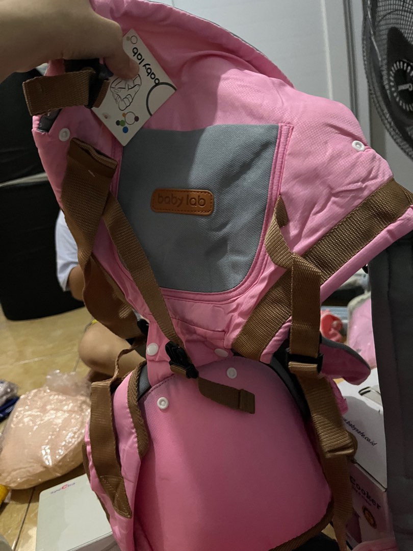 HIPSEAT BABY LAB !, Bayi & Anak, Lainnya di Carousell