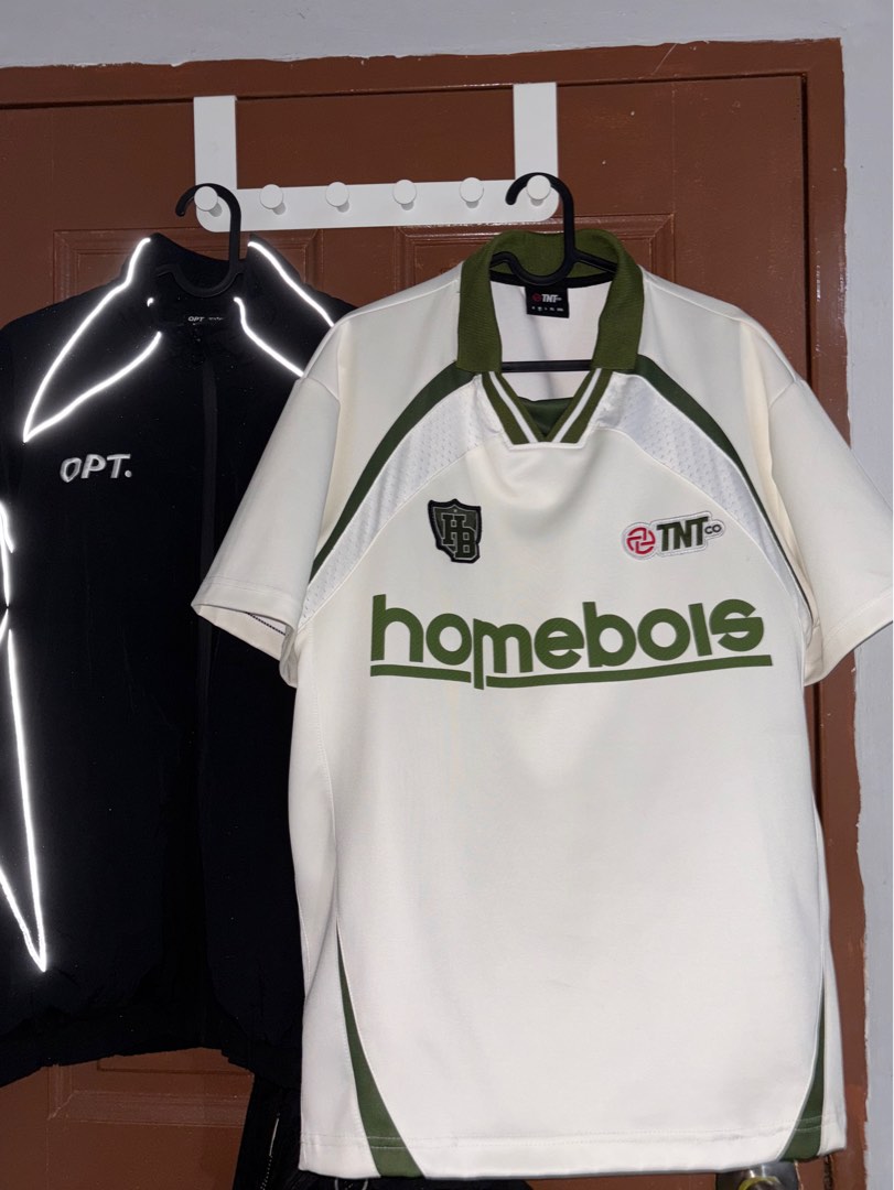 HOMEBOIS x TNTCO Green, Men's Fashion, Activewear on Carousell