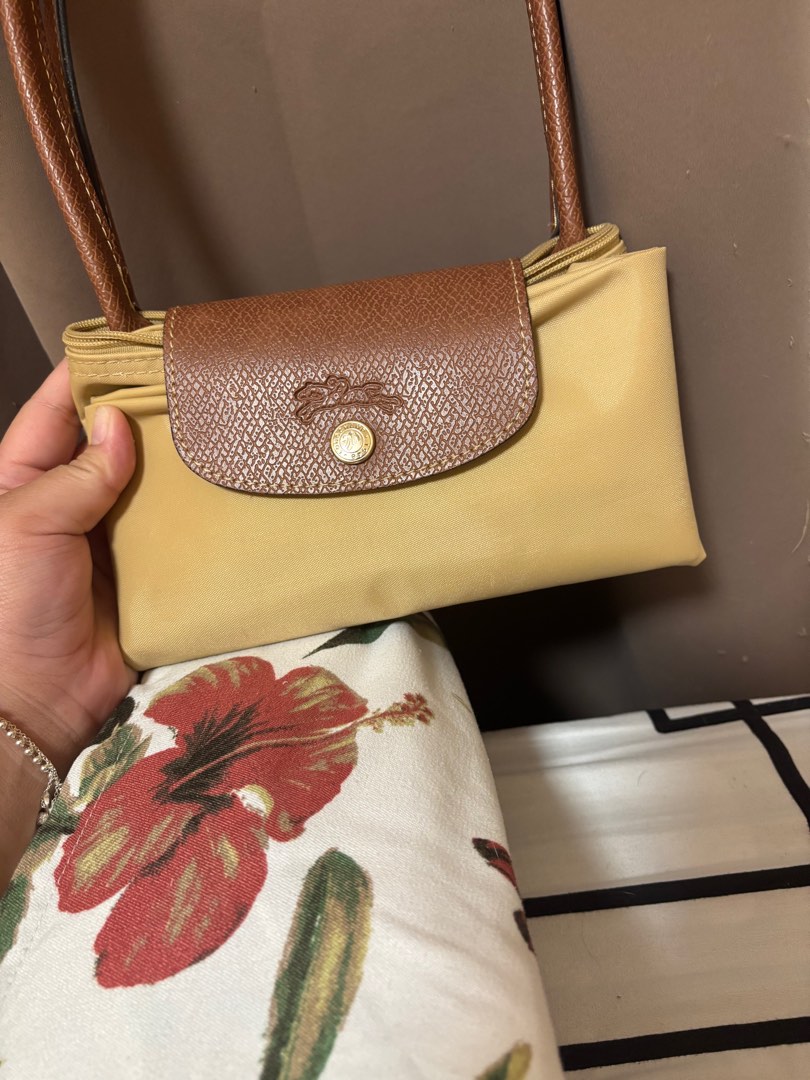 LONGCHAMP LONG HANDLE MEDIUM ORIGINAL. Sale until July 20, orig price ...