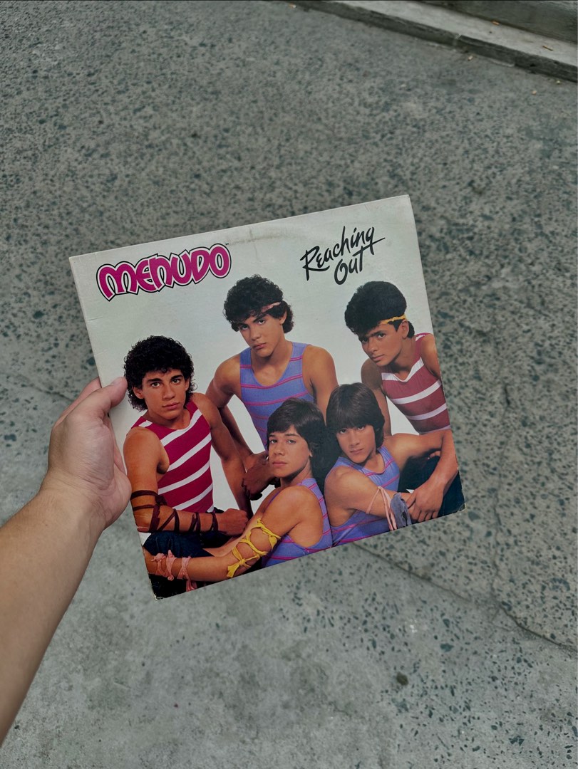 [LP] Reaching Out - Menudo, Hobbies & Toys, Music & Media, Vinyls on ...
