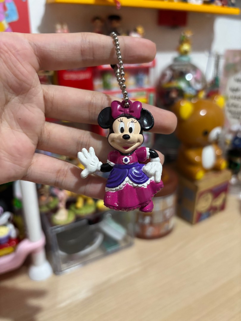 minnie mouse keychain, Hobbies & Toys, Toys & Games on Carousell