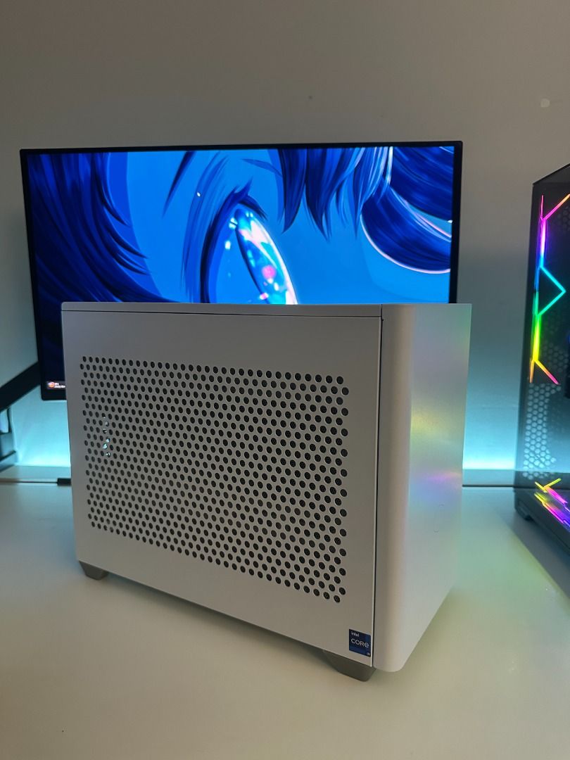 [PC] Intel i9-13900K | 32GB RAM | 850W PSU | mini itx custom pc custom ...