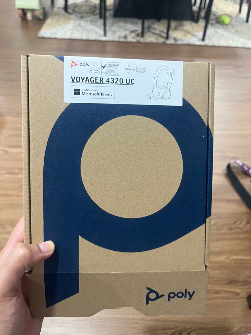 Poly Voyager 4300 UC, Audio, Headphones & Headsets on Carousell