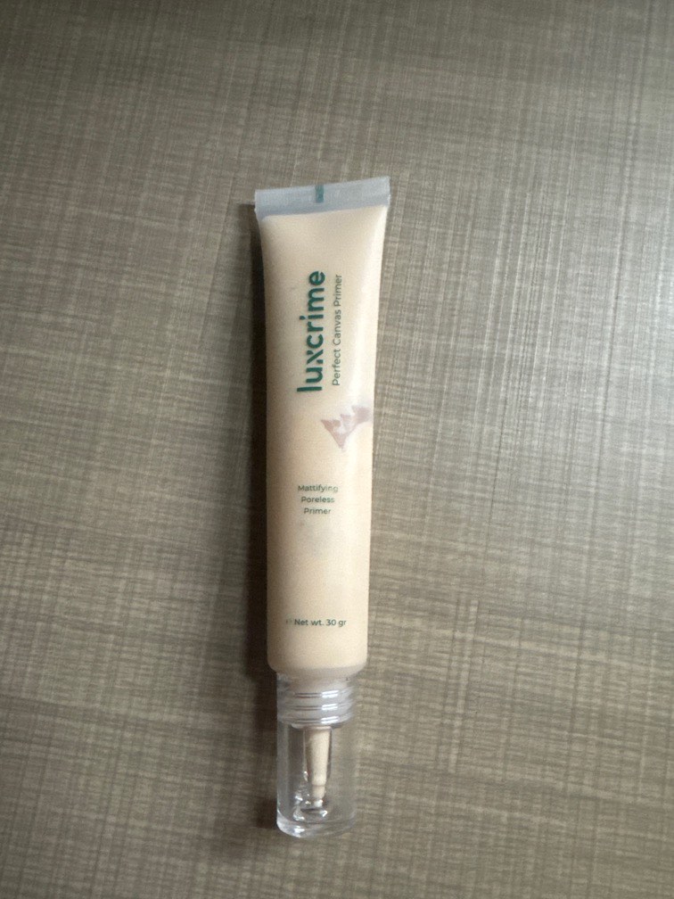 PRELOVED - Luxcrime Mattifying Primer (65%), Kesehatan & Kecantikan ...