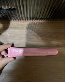 rhode ribbon lip tint, Kesehatan & Kecantikan, Rias Wajah di Carousell