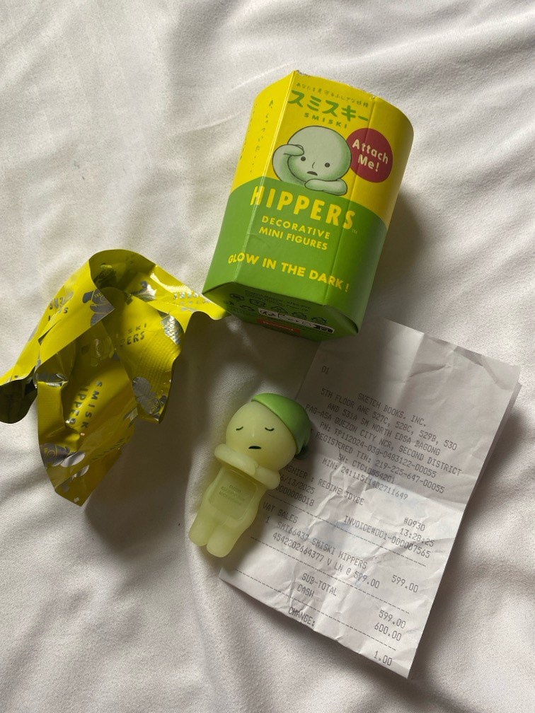 SMISKI HIPPER from fully booked! authentic and brand new (with receipt ...